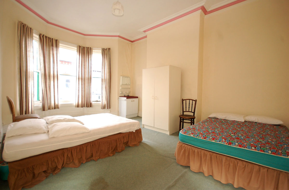 Ultimate fixer-upper: eight-bedroom house for £72,000